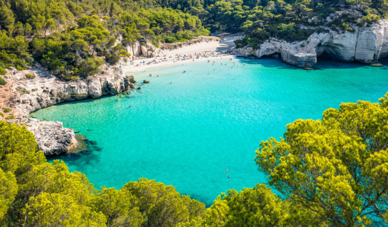 Menorca Strände: 10 Highlights mit allen Infos - 2025