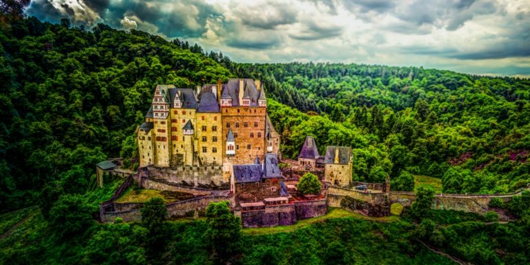 Burg Eltz - 3 Tage Burgenromantik an der Mosel mit Hotel ab 88€