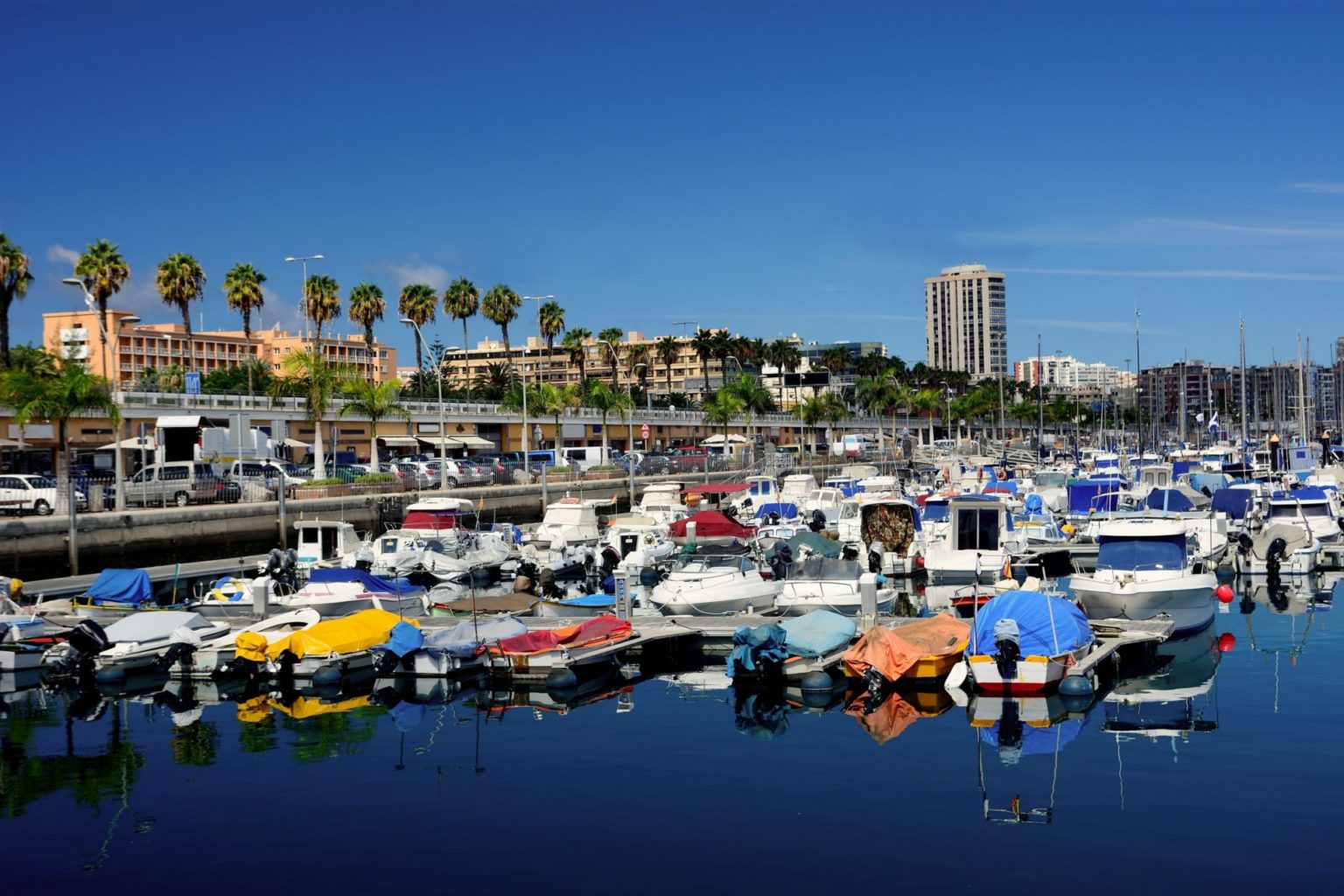 Elegantes Las Palmas Hafen Bildnull