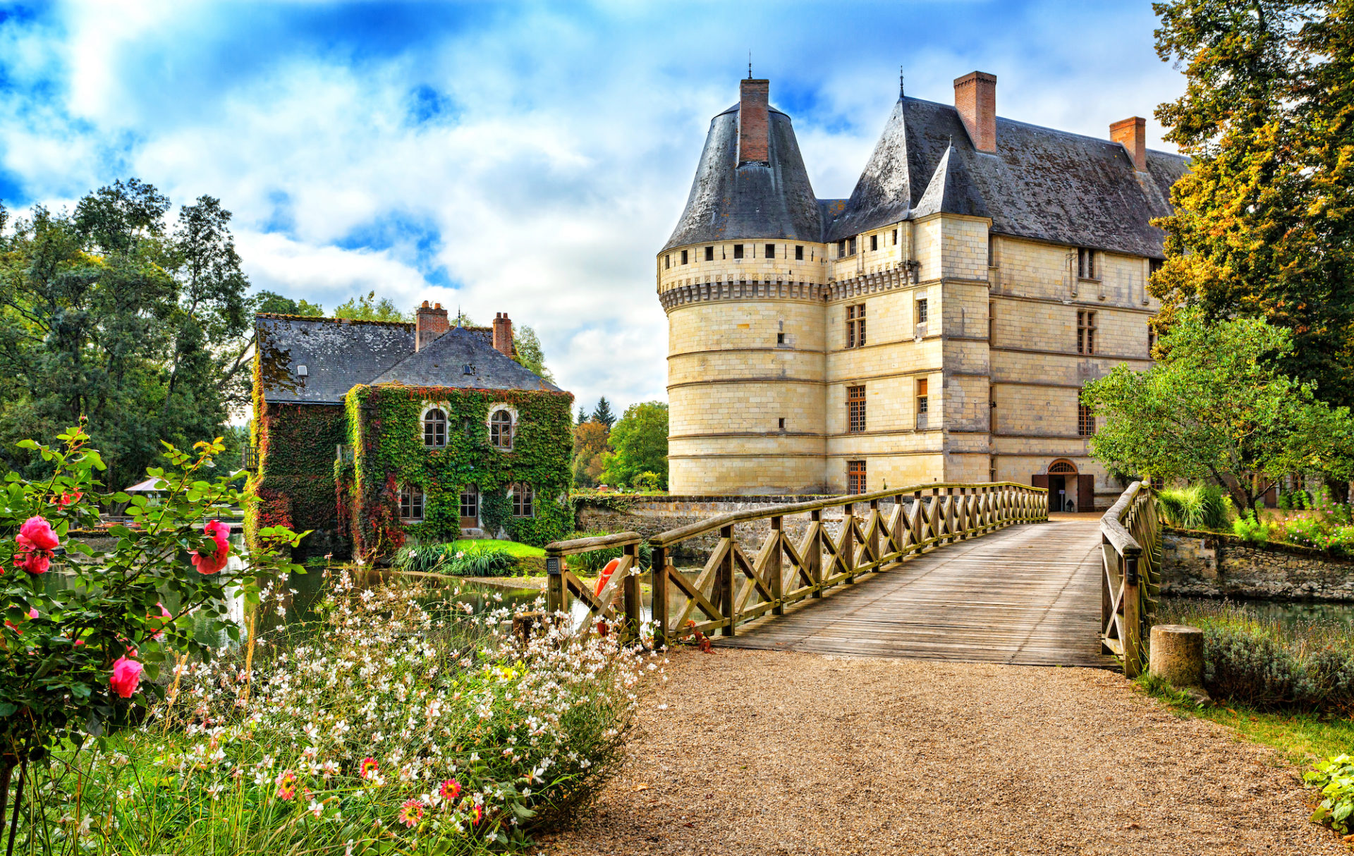 Loiretal Tipps: 10 Infos zu Highlights, Schlössern und Reisezielen